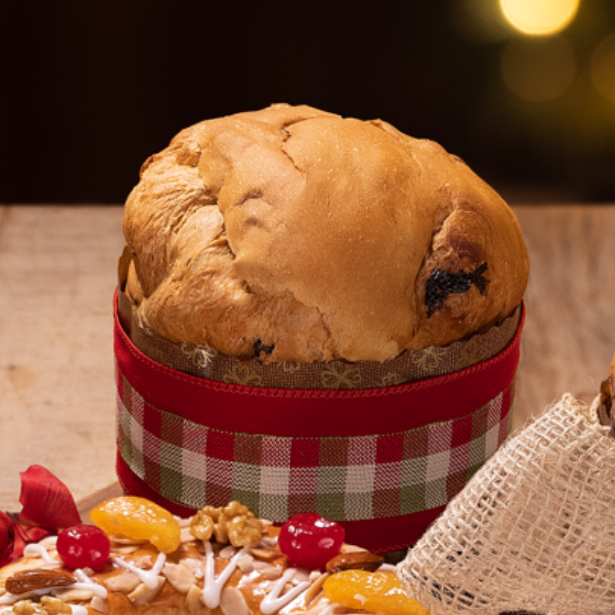 Panetone de Frutas - 400g | Pão de Açúcar