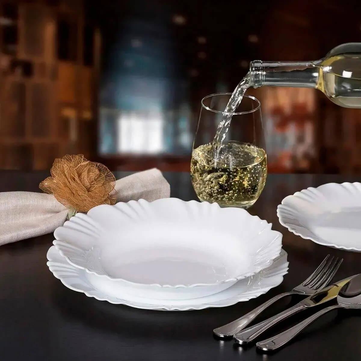 Jogo de 24 Pratos Duralex Opaline Pétala 23,5cm Pratos Fundos Nadir Figueiredo Brancos | Pão de ...